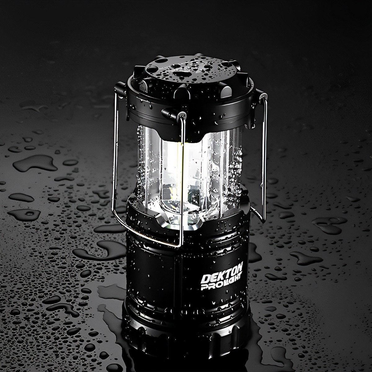 DEKTON PRO LIGHT ADVENTURER LANTERN - 300 LUMENS